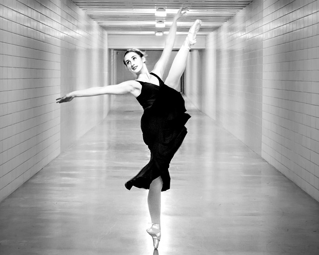 Eccentric training for strength and flexibility - The Dance Physio
